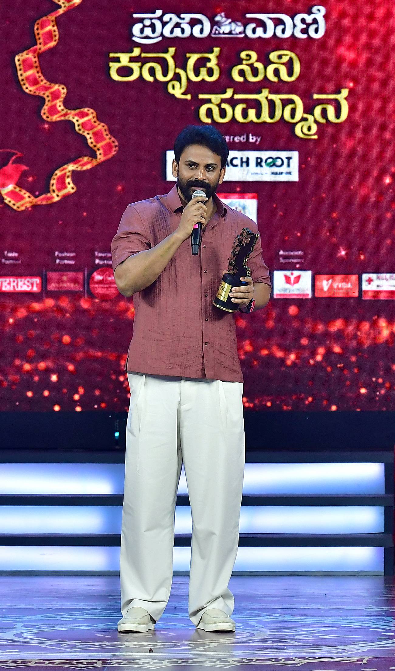 ಪ್ರಜಾವಾಣಿ ಸಿನಿ ಸಮ್ಮಾನ–2ರ ಅಂಗಳದಿಂದ