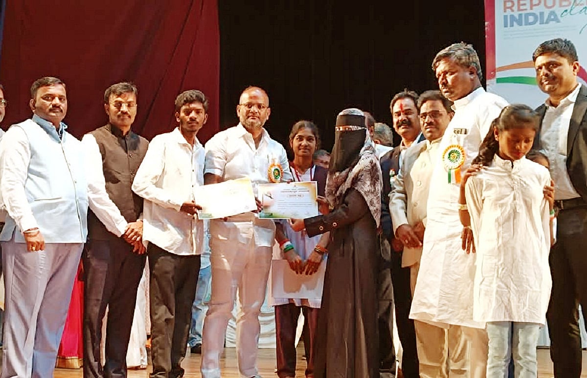 ಸಮಯಕ್ಕೆ ಬಾರದ ಅಧಿಕಾರಿಗಳು: ಶಾಸಕರ ಅತೃಪ್ತಿ