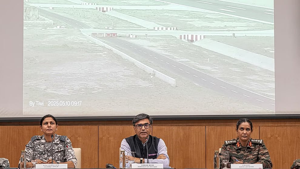 Ind Pak Tensions: S-400 ವ್ಯವಸ್ಥೆ ಭದ್ರ; ಪಾಕ್ ಸುಳ್ಳುಗಳ ಬಯಲಿಗೆಳೆದ ಭಾರತ