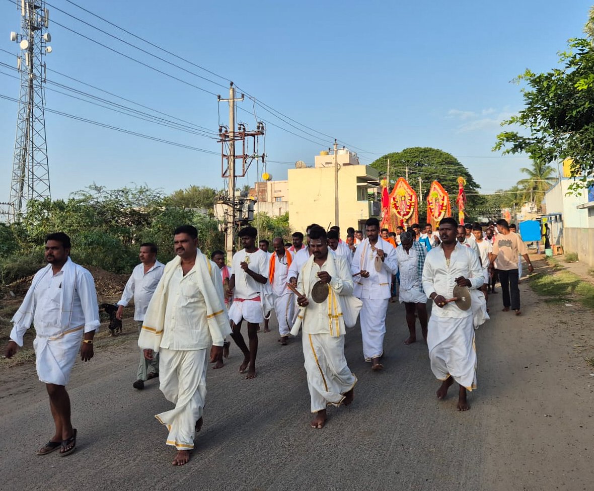 ಮುಳ್ಳೂರು: ಕುರುಬನ ಕಟ್ಟೆ ಕಡ್ಡಾಯ ಉತ್ಸವ