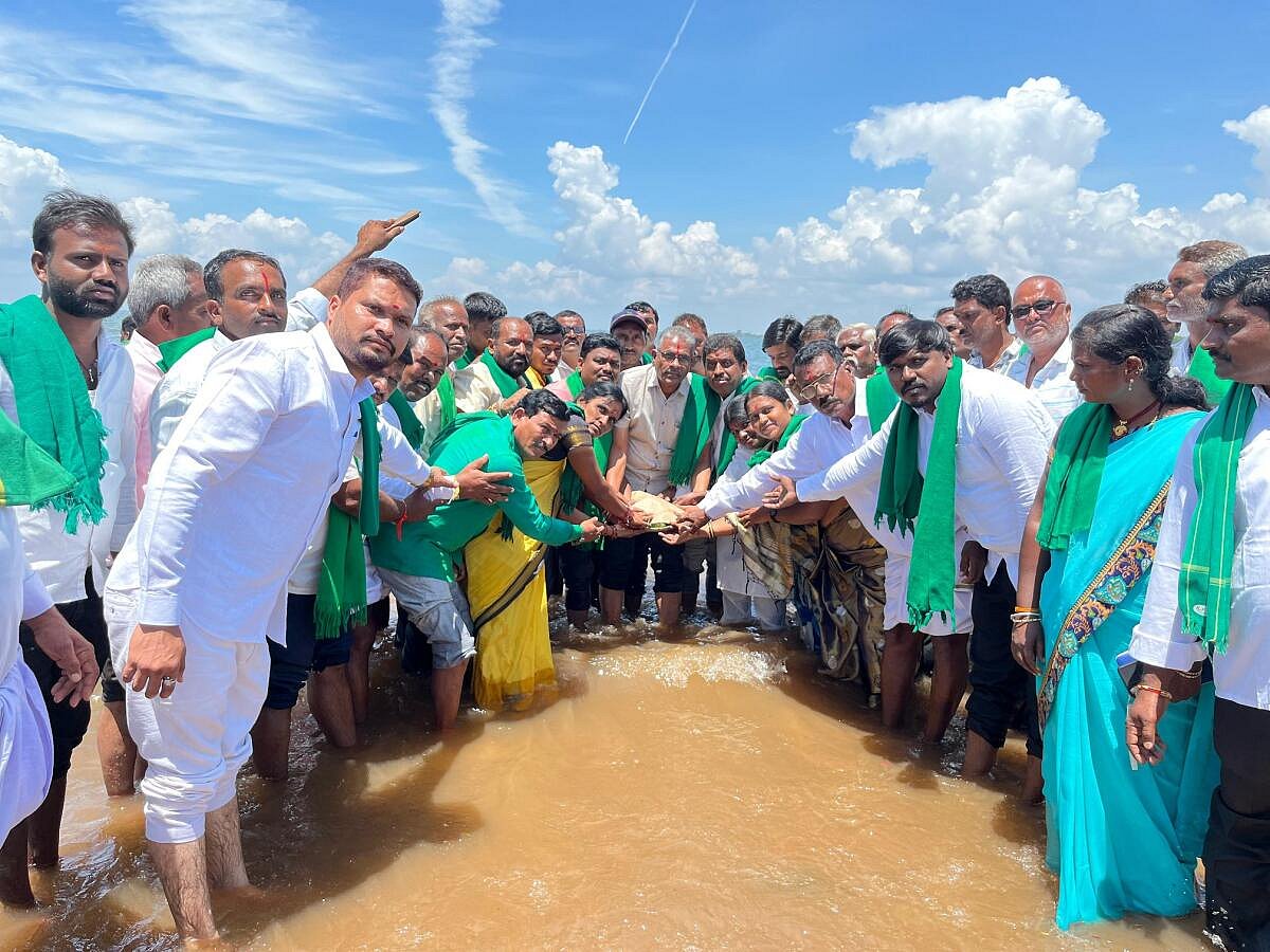 Almatti Dam: ಆಲಮಟ್ಟಿ ಅಣೆಕಟ್ಟೆ ಎತ್ತರಿಸಲು ರೈತರಿಂದ ಎಚ್ಚರಿಕೆ– ಕೋಡಿಹಳ್ಳಿ ...