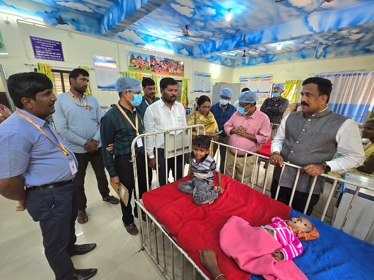 Child Rights Violation: ಬೆಳಗಾವಿ | ಜಿಲ್ಲಾಸ್ಪತ್ರೆ; ಹವಾನಿಯಂತ್ರಿತ ವ್ಯವಸ್ಥೆ ...