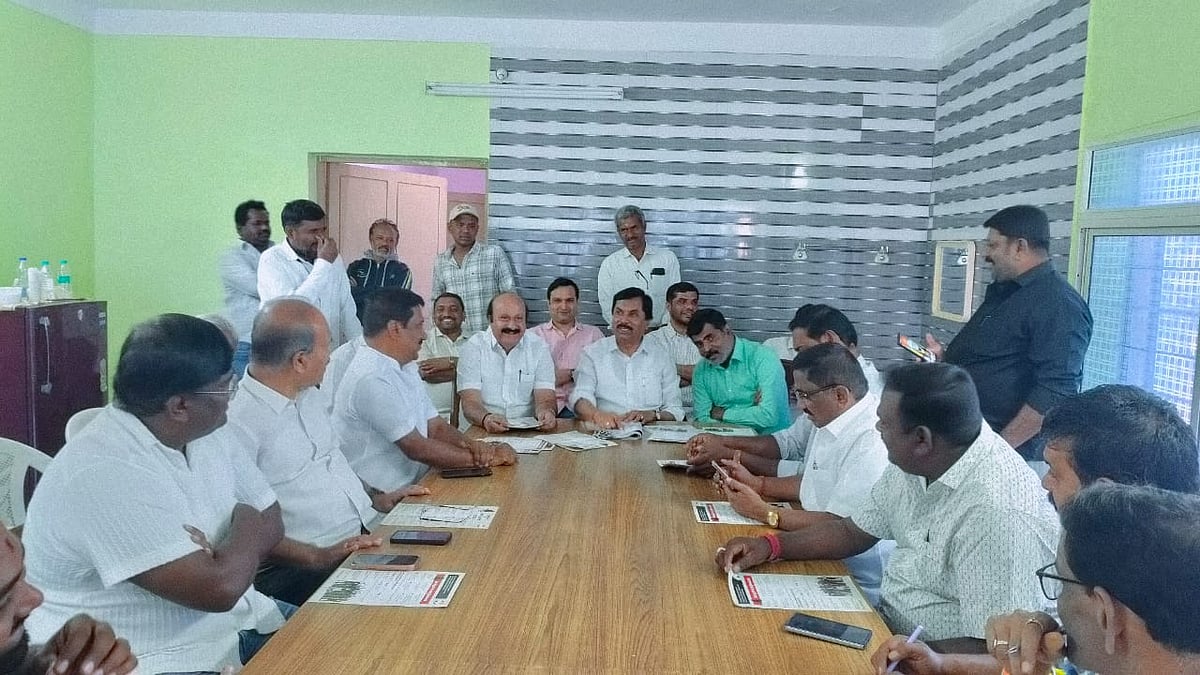 CHIMUL Election: ‘ಹಾಲು ಒಕ್ಕೂಟಕ್ಕೆ ಆಲ್ಕೊಹಾಲ್ ಅಭ್ಯರ್ಥಿಗಳು’