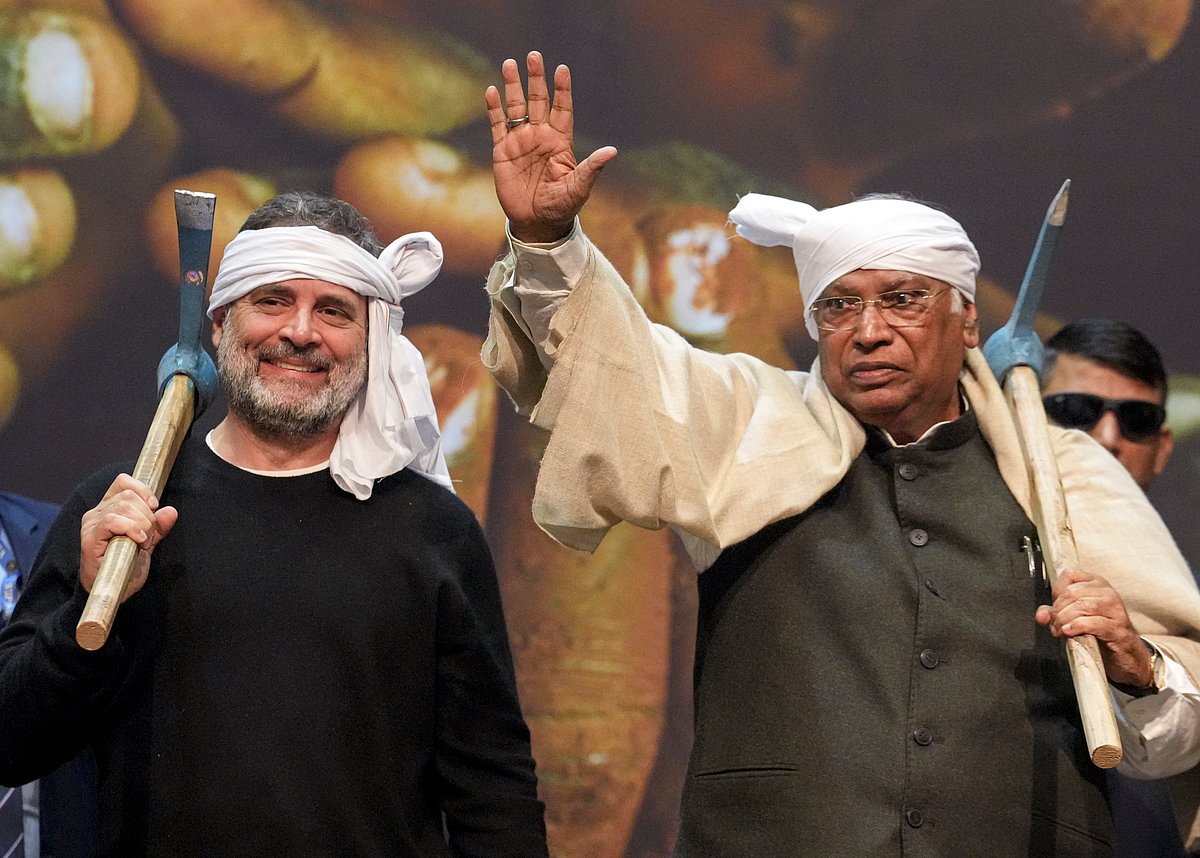 Rahul Gandhi on NREGA: ರೈತರಂತೆ ನೀವೂ ಒಂದಾಗಿ ಹೋರಾಡಿ: ಕಾರ್ಮಿಕರಿಗೆ ರಾಹುಲ್ ...