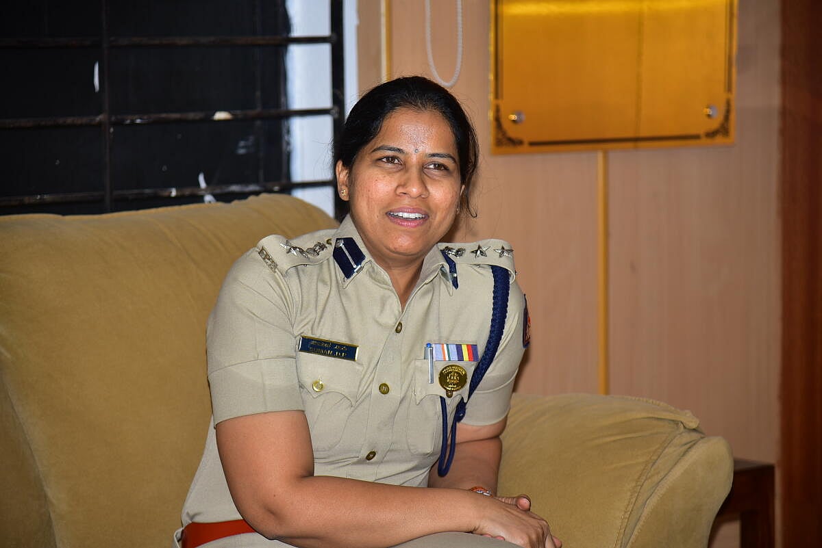 Ballari SP Suman: ಜನರ ನಿರೀಕ್ಷೆಗೆ ಸ್ಪಂದನೆ ನಿಶ್ಚಿತ: ಬಳ್ಳಾರಿ ಎಸ್‌ಪಿ ಸುಮನ್ ...