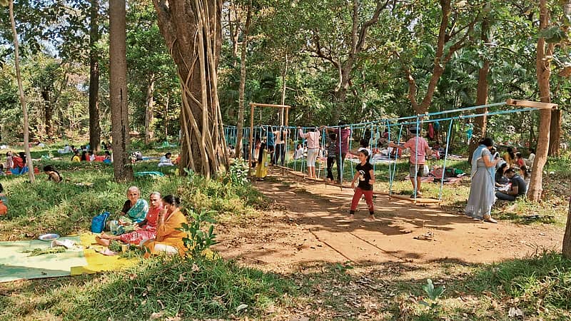 Yellapur Tradition: ಯಲ್ಲಾಪುರದ ಹೊರ ಮಂಗಳವಾರ!