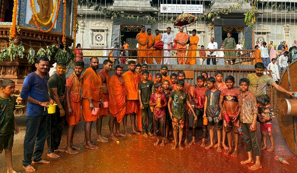 Hombuja Padmavati Festival: ರಿಪ್ಪನ್‌ಪೇಟೆ: ಹೊಂಬುಜ ಉತ್ಸವಕ್ಕೆ ಓಕಳಿಯೊಂದಿಗೆ ತೆರೆ