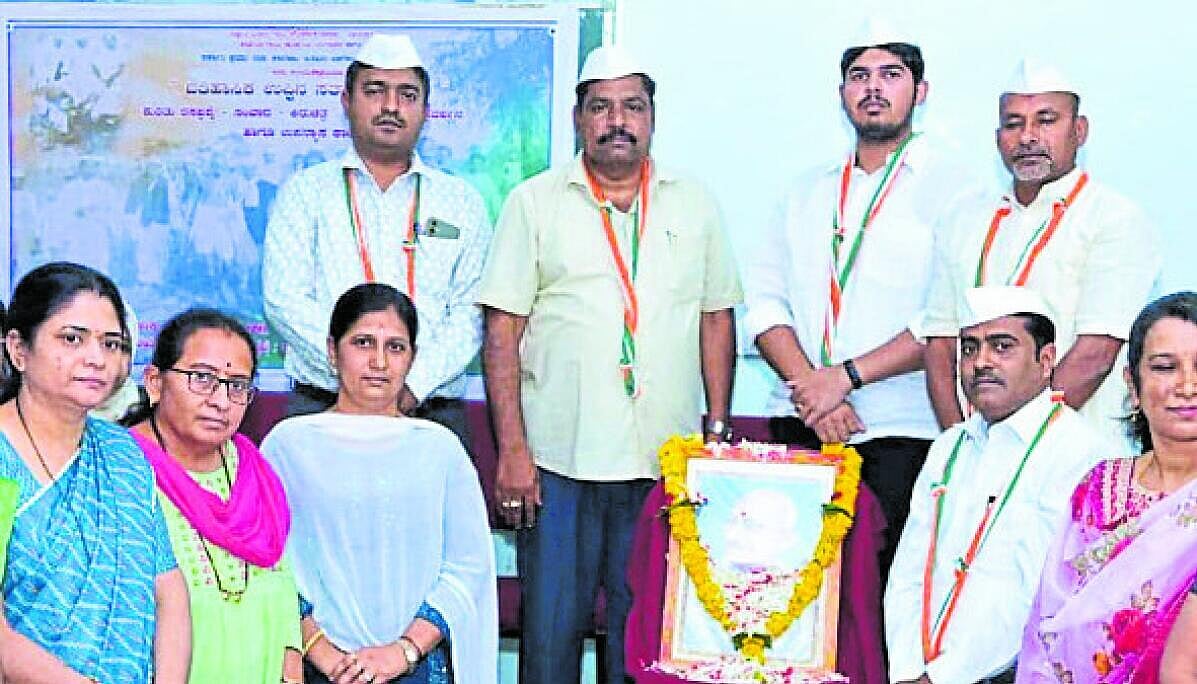 Mahatma Gandhi: 'ದೇಶದ ಮಹಾನ್ ಚೇತನ ಮಹಾತ್ಮ ಗಾಂಧಿ' - ಸತ್ಯಜಿತ್ ಪಾಟೀಲ್