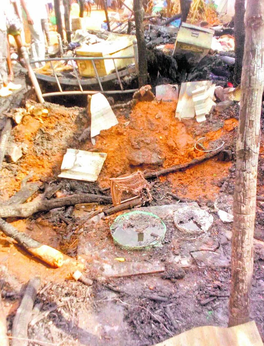 Fire Accident: ಧರ್ಮಪುರದಲ್ಲಿ ಆಕಸ್ಮಿಕ ಬೆಂಕಿ ಅವಘಡ; ಗುಡಿಸಲು ಸಂಪೂರ್ಣ ಭಸ್ಮ
