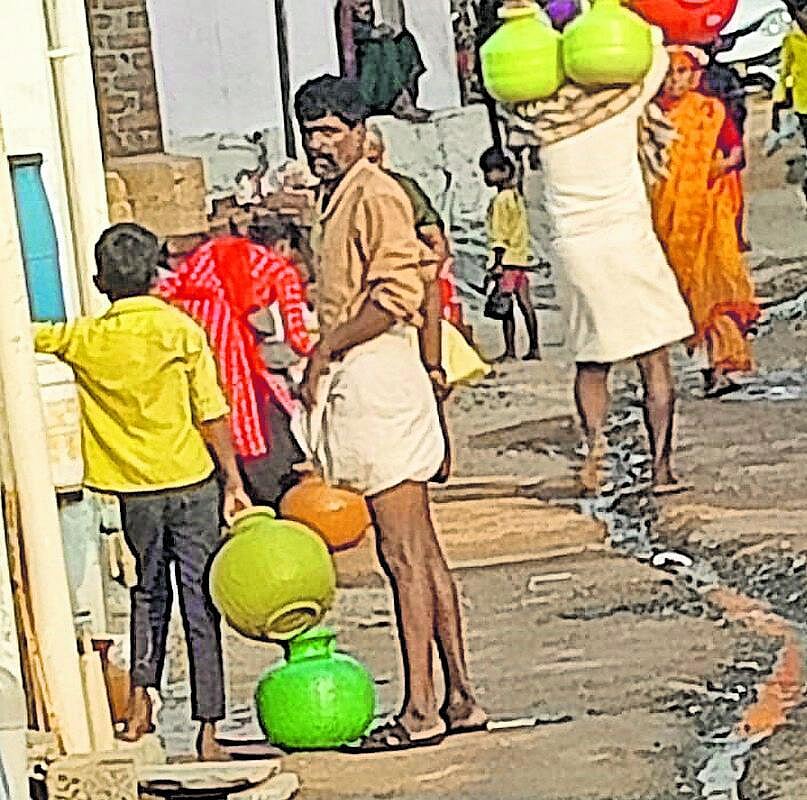 Water Problem: ಹಳ್ಳಿಗಳಲ್ಲಿ ಉಲ್ಬಣಗೊಂಡ ನೀರಿನ ಸಮಸ್ಯೆ, ಬೇಸಿಗೆಯಲ್ಲಿ ಪರದಾಟ