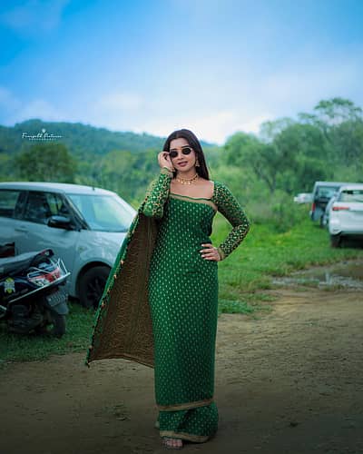 Mouna Guddemane: ಸ್ನೇಹಿತರ ಮದುವೆಗೆ ಕೊಡವ ಶೈಲಿಯಲ್ಲಿ ಸೀರೆ ಧರಿಸಿ ಮನಗೆದ್ದ ನಟಿ ...