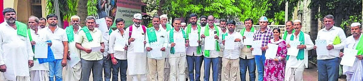 Almatti Dam Height: ಆಲಮಟ್ಟಿ ಎತ್ತರ: ಗೆಜೆಟ್ ವಿಳಂಬಕ್ಕೆ ರೈತರಿಂದ ಆಕ್ರೋಶ