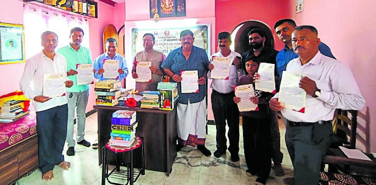 Kodagu Library: ಮಡಿಕೇರಿಯಲ್ಲಿ 'ಮನೆಗೊಂದು ಗ್ರಂಥಾಲಯ' ಯೋಜನೆಗೆ ಚಾಲನೆ