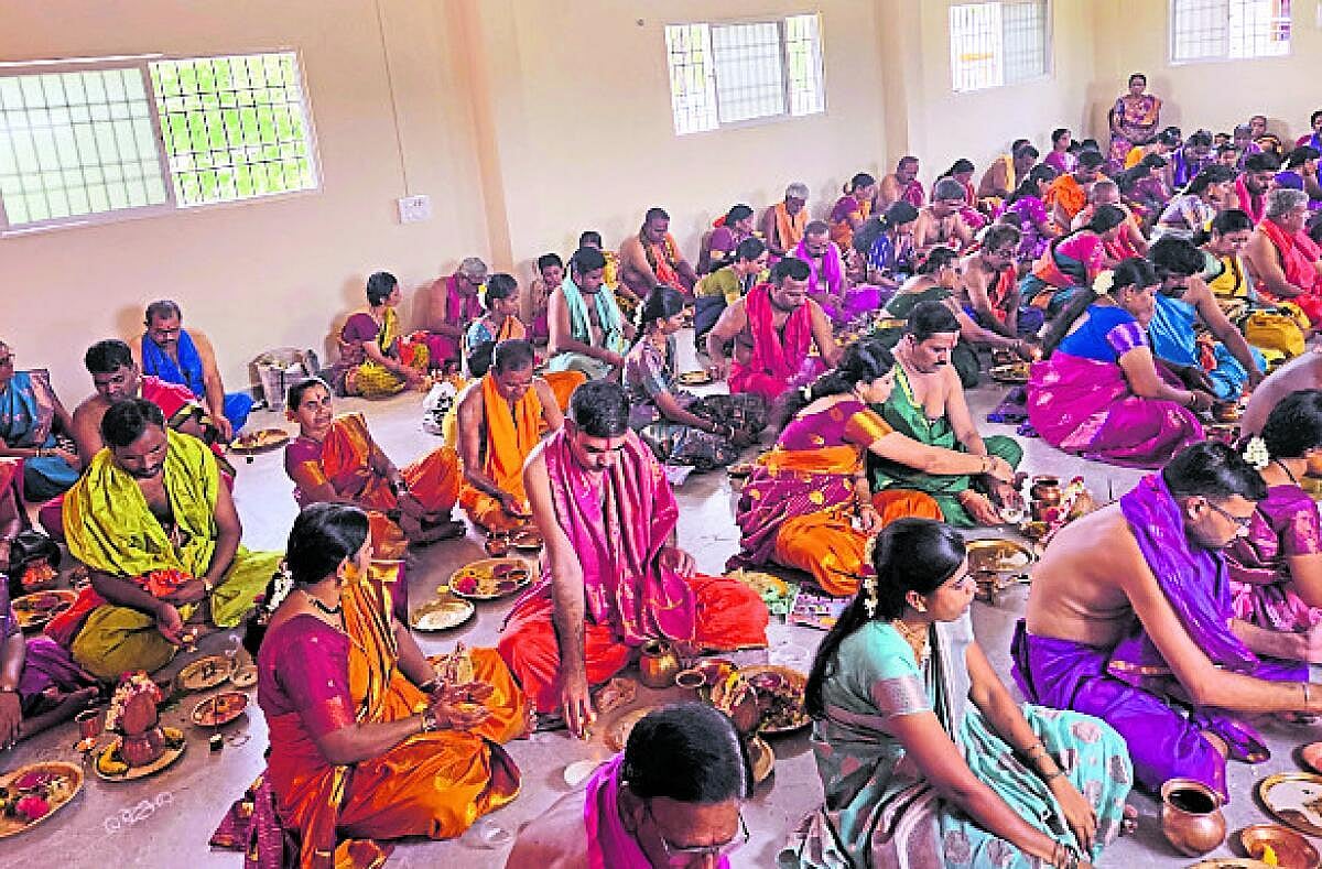 Religious Event: ಹುಣಸಗಿ ಸಾಮೂಹಿಕ ಸತ್ಯನಾರಾಯಣ ಪೂಜೆ ಅತ್ಯಂತ ಉತ್ತಮ ಫಲ ನೀಡುತ್ತದೆ