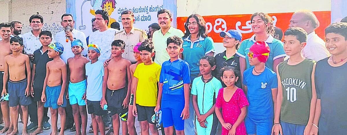 Koppal Swimming Competition: ವಿರಾಟ್‌, ಗವೀಶ್‌, ಶೌರ್ಯ ಪಾಟೀಲ ಪ್ರಥಮ ಸ್ಥಾನ ...