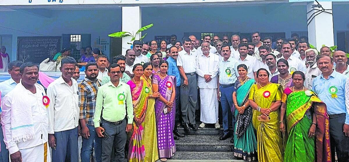 Mysuru Education: ಸರ್ಕಾರಿ ಶಾಲೆಗಳ ಜಾಗ ಒತ್ತುವರಿ ತಡೆಯಿರಿ - ಶಾಸಕ ಜಿ.ಟಿ ದೇವೇಗೌಡ