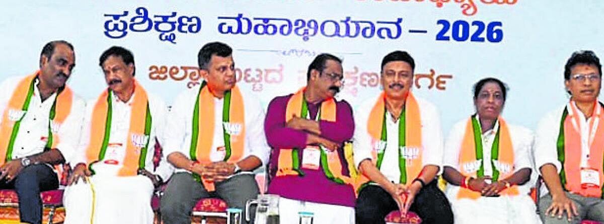 Kotasrinivas Poojary: ಜಿರಳೆಗಳಿಗೆ ಹೆದರುವ ಕಾಲ ಇದಲ್ಲ: ಸಂಸದ ಕೋಟ ಶ್ರೀನಿವಾಸ ...