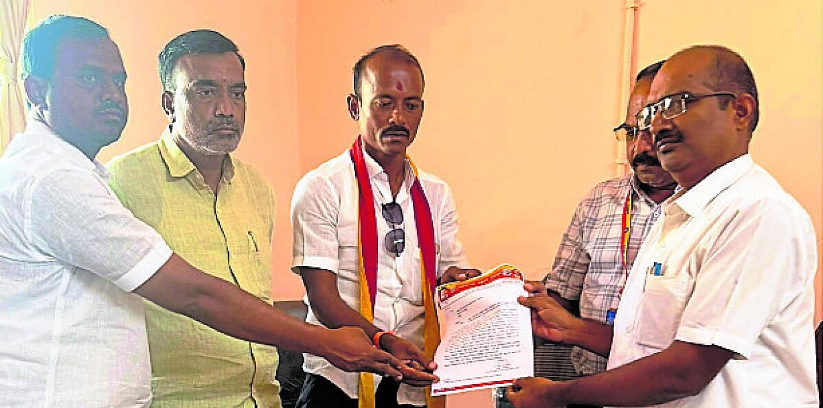 Koppal Corruption: ಕುಷ್ಟಗಿ ಆಸ್ಪತ್ರೆ ವೈದ್ಯಾಧಿಕಾರಿ ಲಂಚ ಆರೋಪ: ತನಿಖೆ