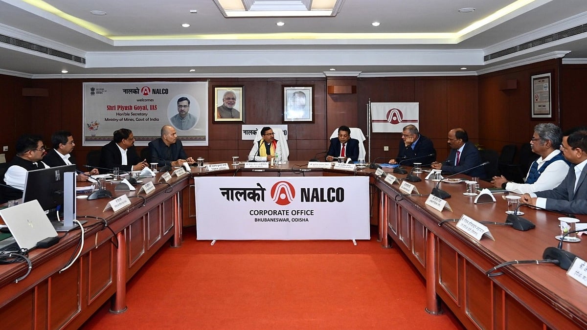 Mines Secretary reviews NALCO's performance and projects expansion