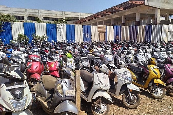 Domestic passenger vehicles wholesales rise by 4.7% in March
