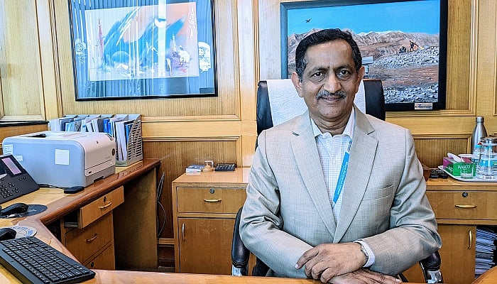 KV Suresh Kumar assumes charge as Director (Marketing) of BEL