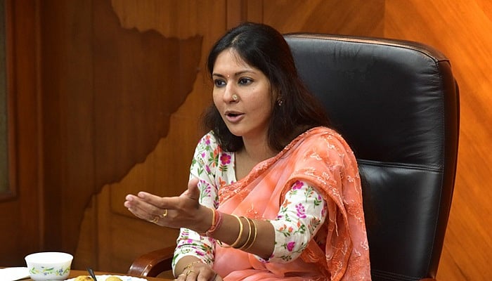 Esha Srivastava (IFS) appointed as JS in Petroleum Ministry