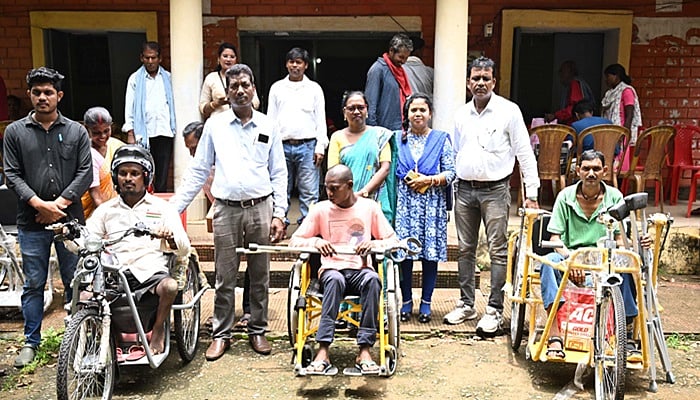 SAIL's RSP distributes assistive devices to more than 100 Divyangjans