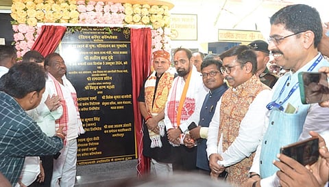 MoS Satish Chandra Dubey inaugurates HCL's Surda mine operations