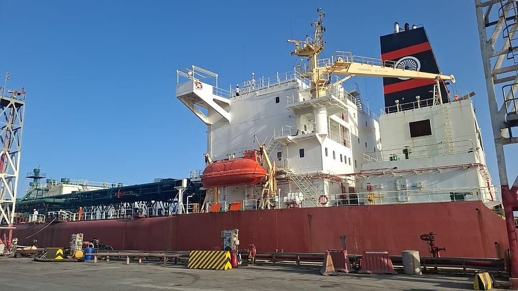 SCI’s 54,000-T VLGC Shivalik reaches Mundra port with LPG; another ...