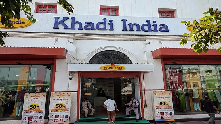 KVIC to soon launch revamped e-commerce portal for 'Khadi India ...