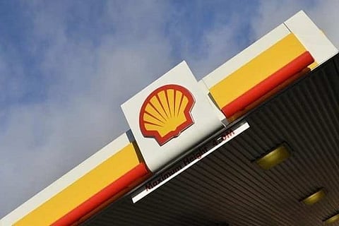 Pradhan inaugurates Shell India’s LNG truck-loading unit at Hazira