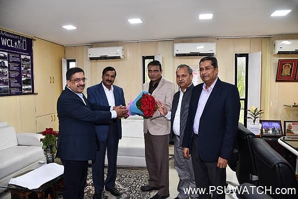 Ajay Madhukar Mhetre (ITS) assumes charge as CVO of WCL