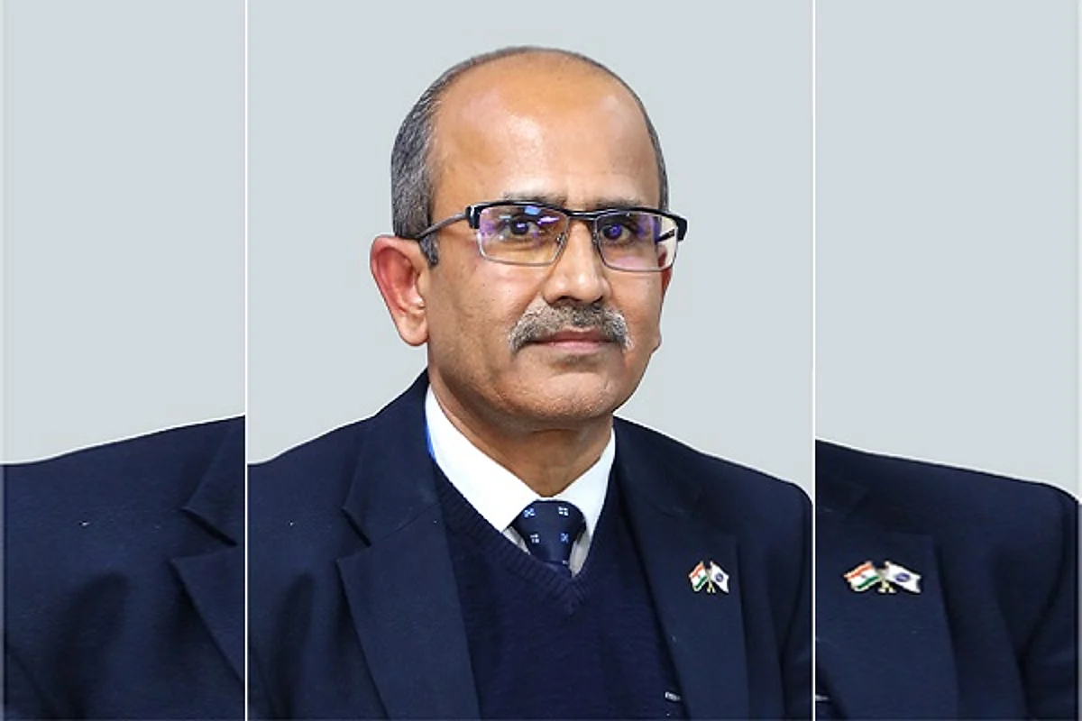 Rajeev Gupta assumes charge as Director (Projects) of EIL Rajeev Gupta assumes charge as Director (Projects) of EIL