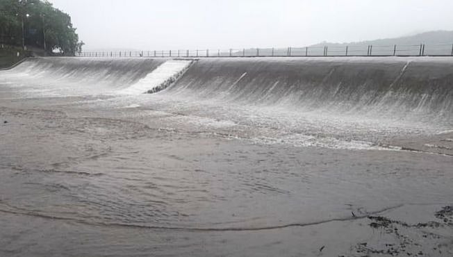 Mumbai Vihar Lake |मुंबईकरांसाठी आनंदाची बातमी! विहार तलाव भरला
