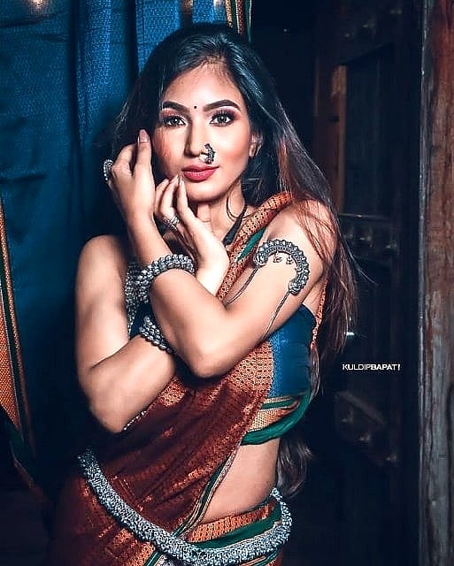 HBD Purva Shinde | 'एक नंबर तुझी कंबर, हाय चाल शेकी शेकी'... मनमोहिनी पूर्वा शिंदेच्या नाजूक अदा