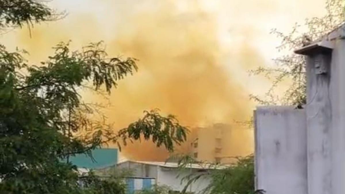 Paithan Fire News | पैठण एमआयडीसी परिसरात भगवती केमिकल कंपनीला आग