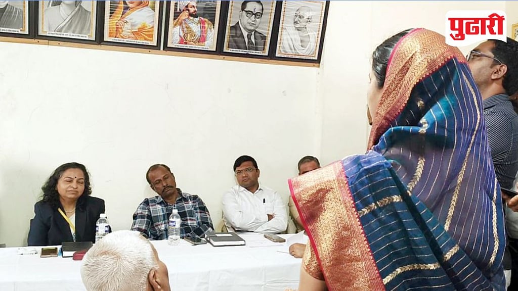 Women Commission visit Rotimala: राज्य महिला आयोगाने रोटी गावात साधला ...