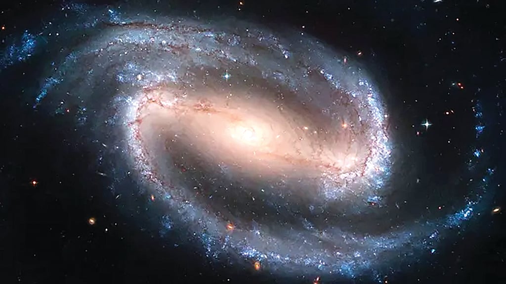 oldest barred spiral galaxy | 11.5 अब्ज वर्षांपूर्वीची सर्वात जुनी ...