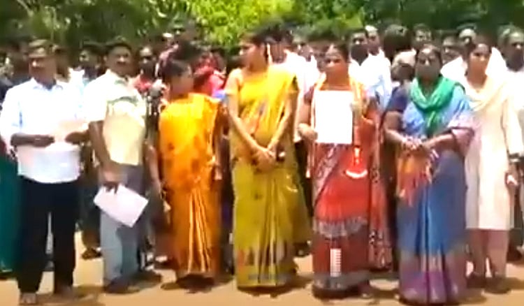 "பணம் பறிக்க முயற்சி" நடிகை விஜயலட்சுமி மீது நாம் தமிழர் கட்சியினர் ...