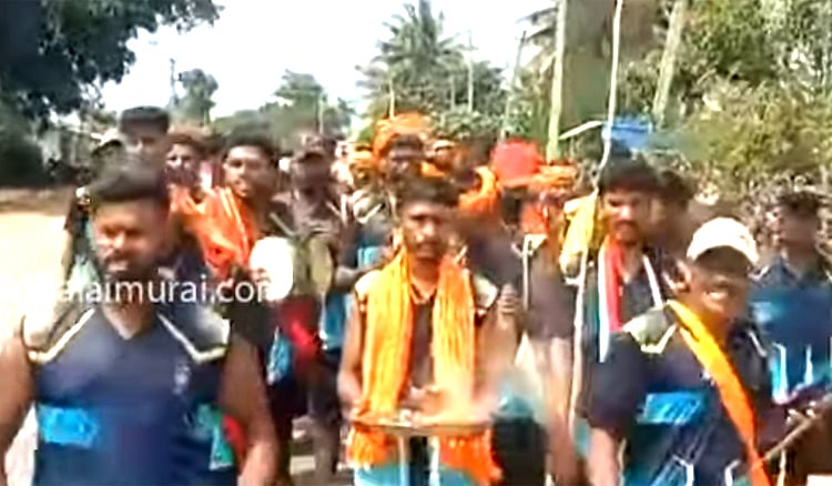 திருமணத்துக்கு பெண் கிடைக்க வேண்டி கோயிலுக்கு இளைஞர்கள் பாதயாத்திரை ...