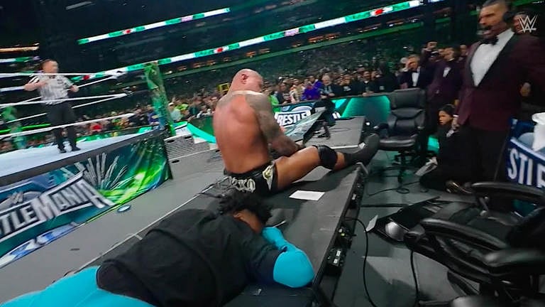 பிரபல Youtuber speedக்கு RKO போட்ட ராண்டி ஆர்ட்டன்..! Randy Orton ...