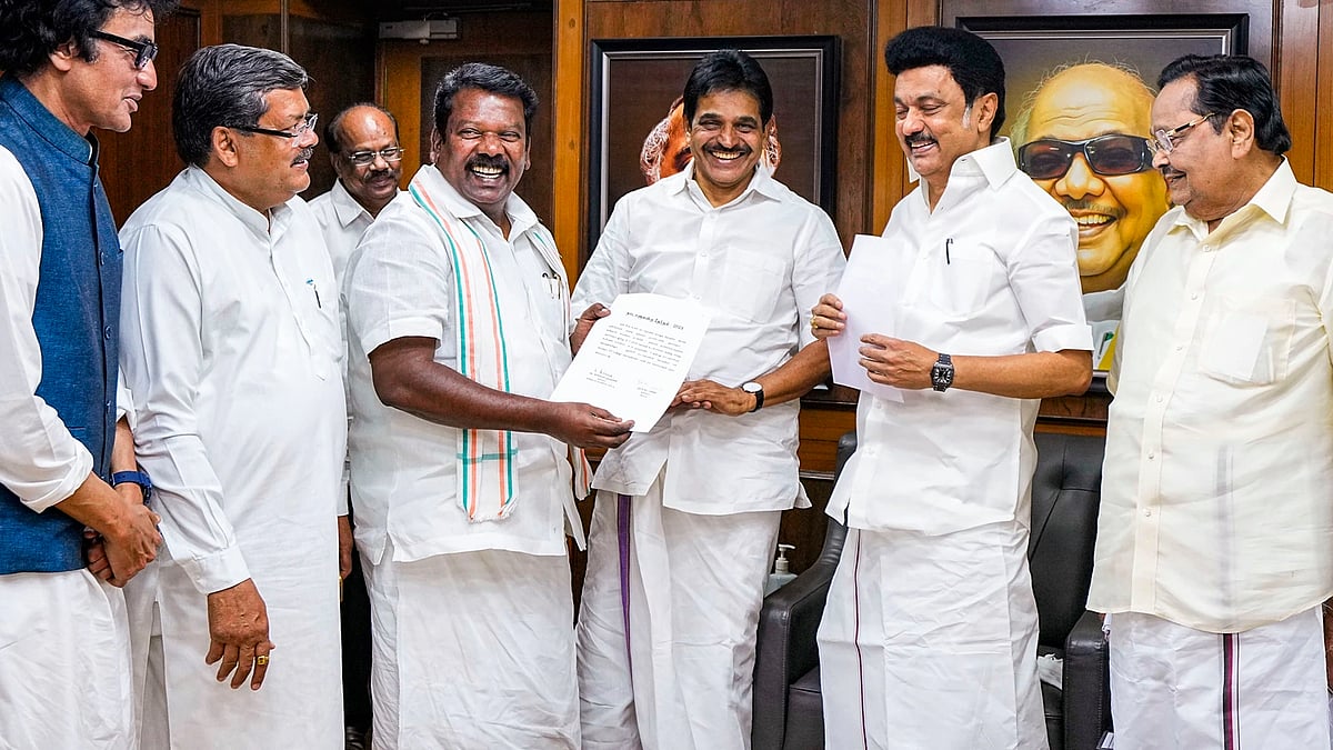 DMK Sets Deadline; Congress Holds Talks with Stalin