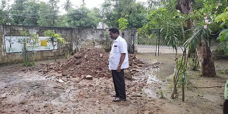 புதிய தலைமுறை செய்தி எதிரொலி: திருவாரூர் பள்ளியில் தேங்கியிருந்த ...