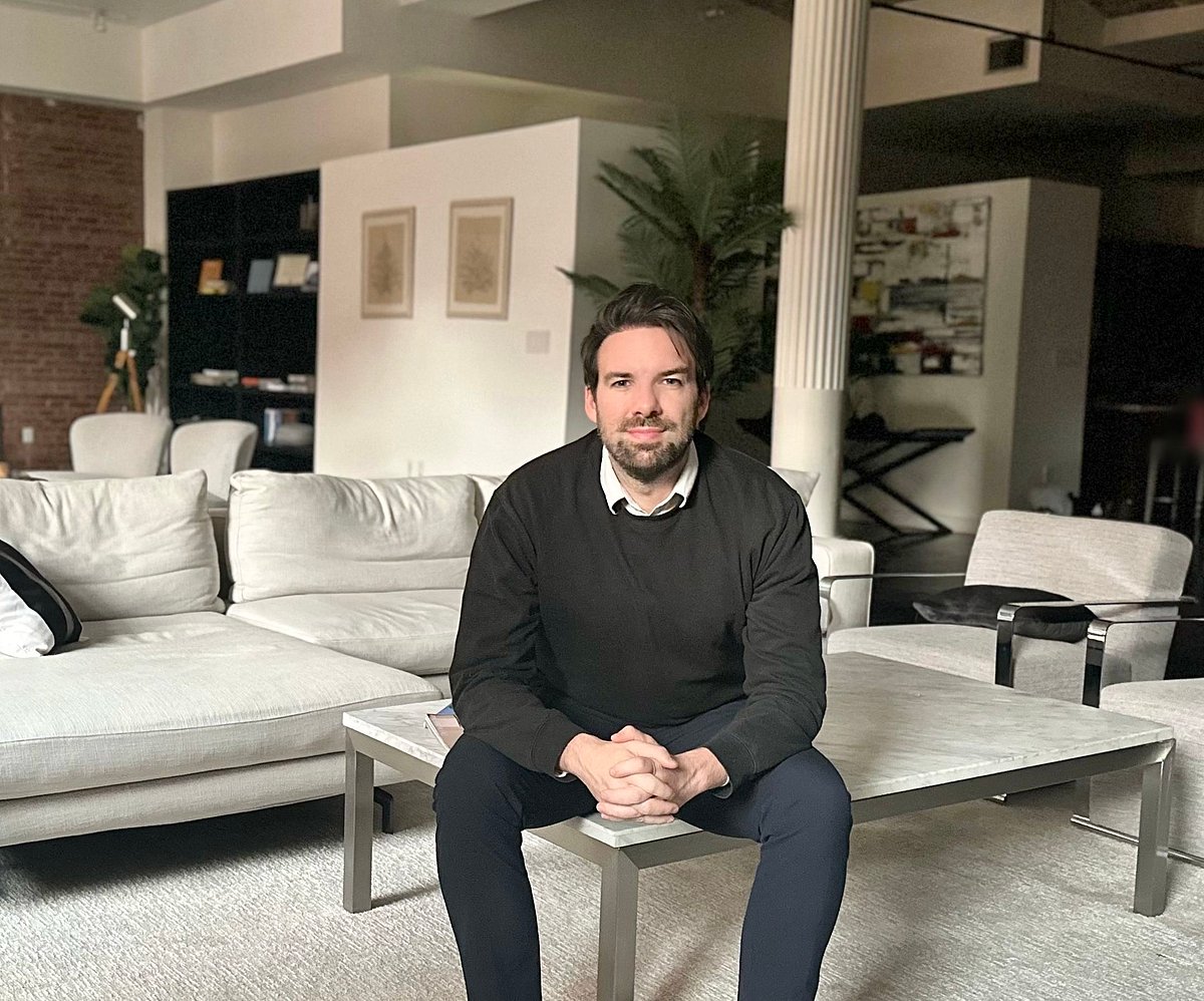 Daniel Jonas: Redefining Fashion and Entrepreneurship with Vision