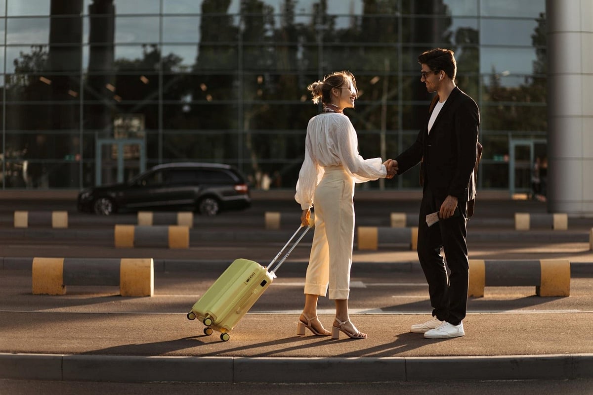 Top Tips for Enjoying Long-Distance Luxury Travel