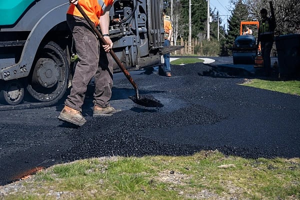 Sealcoating Prep: Essential Steps for Asphalt Longevity