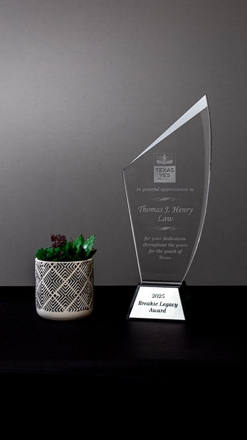 Thomas J. Henry Honored: Breakie Legacy Award for Philanthropy