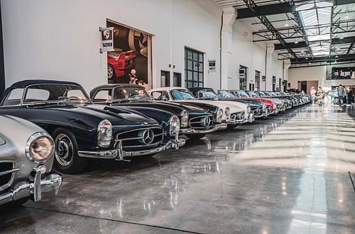 Finish Line Auto Club: Costa Mesa's Luxe Rooftop Lounge Experience