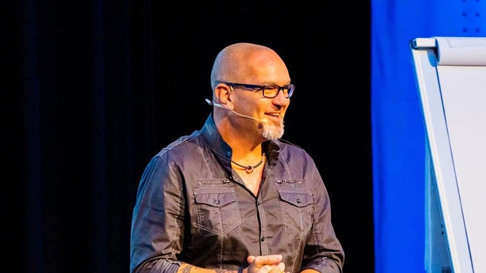 Referral Revolution: Justin Herald on Closing the Business 'Referral Gap'