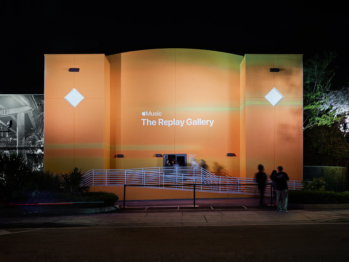 Apple Music Art: Replay Gallery Transforms Music into Immersive Art at ...